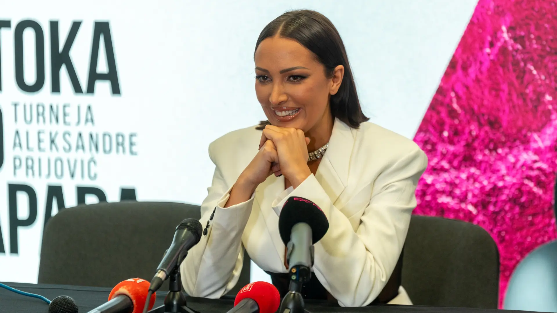 "Ta muzika nije seoska, ona je seljačka": Monah Arsenije prokomentarisao fenomen Aleksandre Prijović